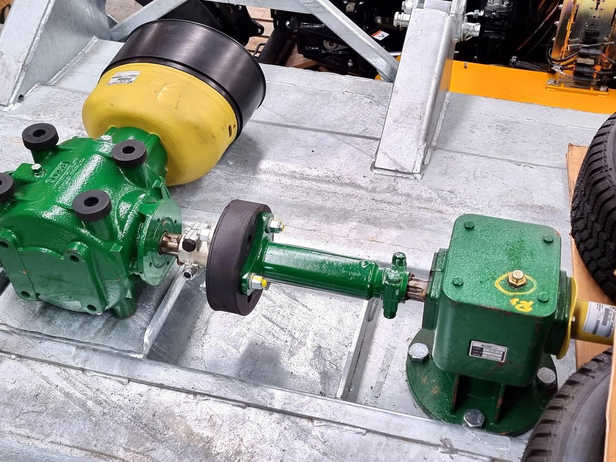 Efficient grass pasture topping mower | Heavy Duty Performance | Major ...