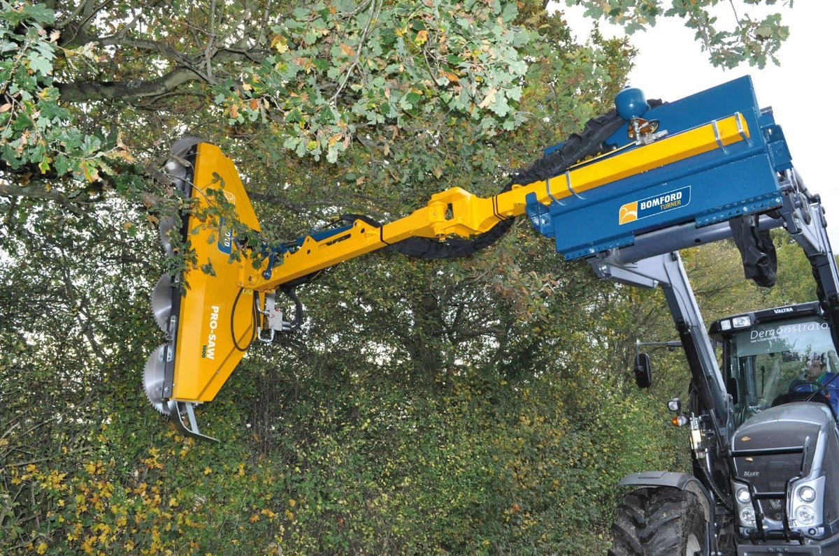 Bomford Pro-Saw Loader Frame | Hedge and Tree Cutting Solutions | Bomford