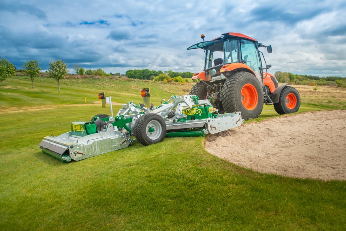 MAJOR Contoura Golf Course Mower | Professional Finish Every Time