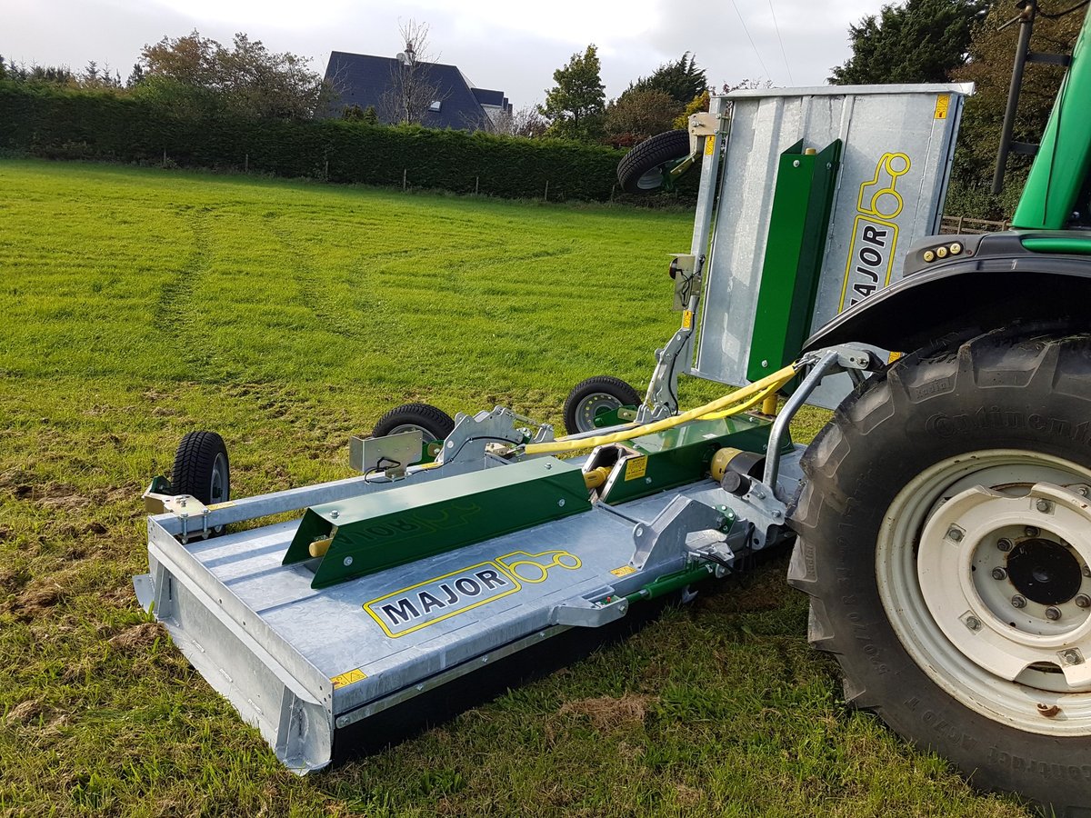 Efficient grass pasture topping mower | Heavy Duty Performance | Major ...