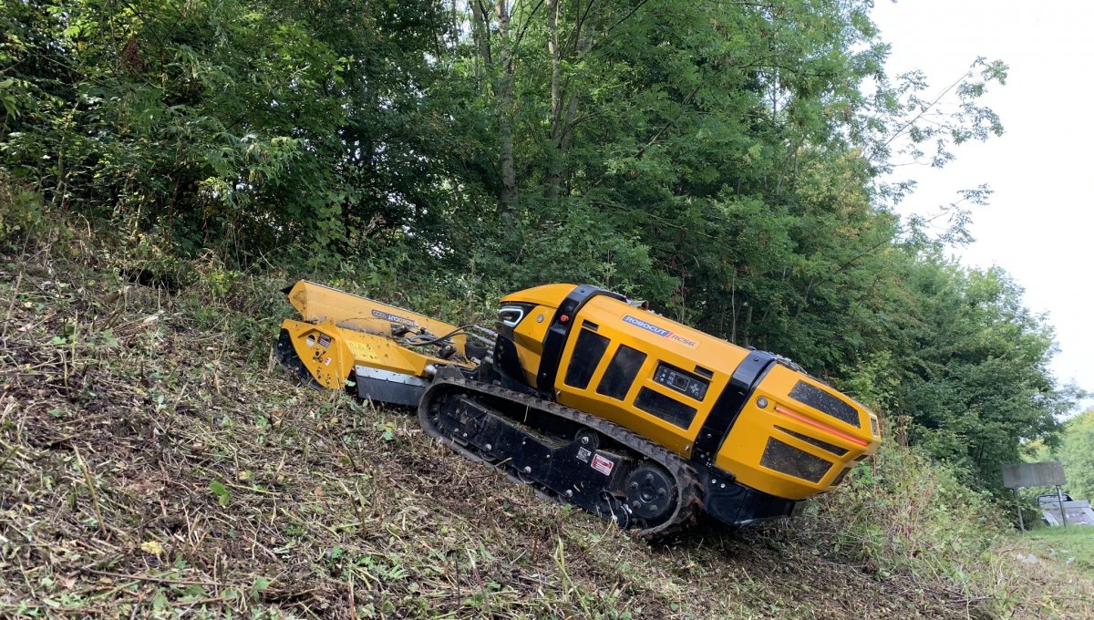 Slope Mower & Remote Controlled Mowing NZ | McConnel ROBOCUT