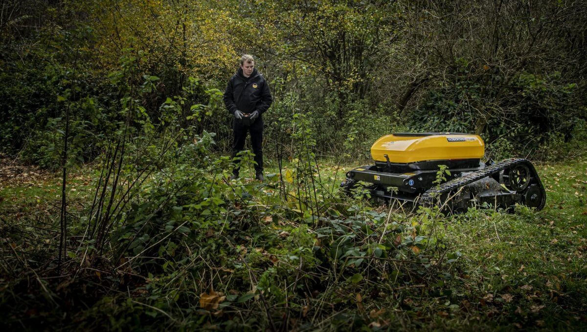 Slope Mower & Remote Controlled Mowing NZ | McConnel ROBOCUT