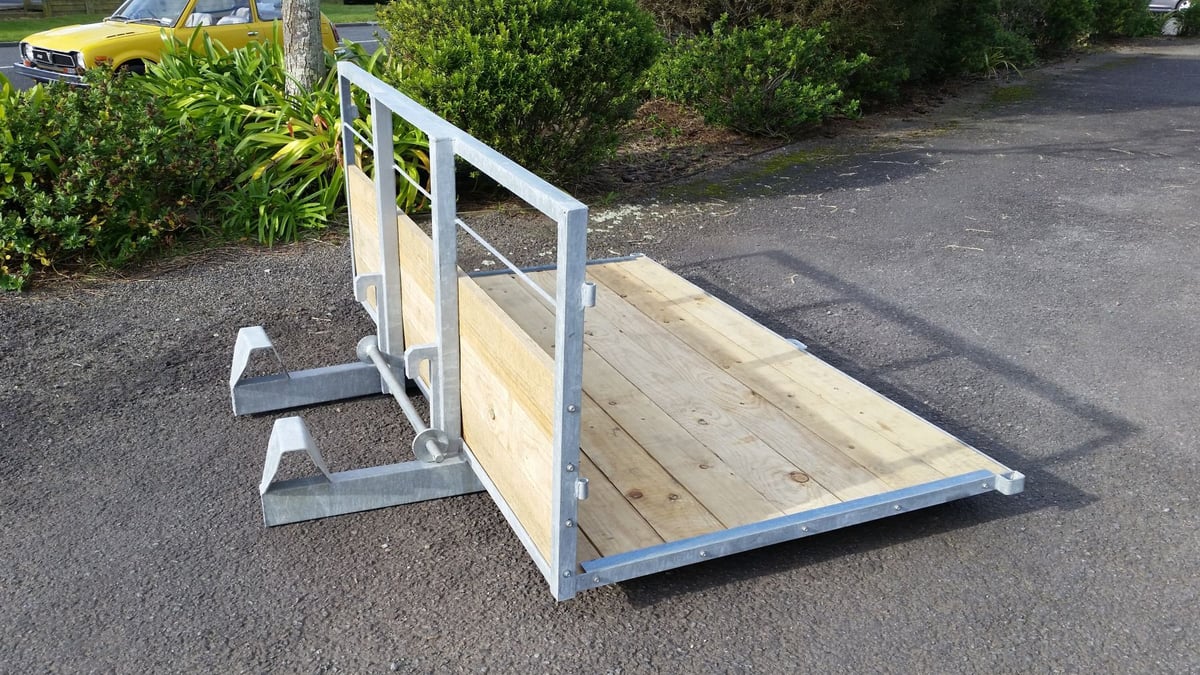 Transport Trays | AgriQuip