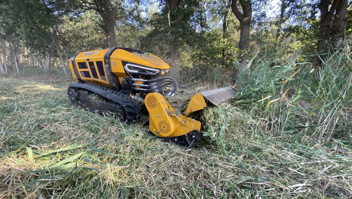Slope Mower & Remote Controlled Mowing NZ | McConnel ROBOCUT